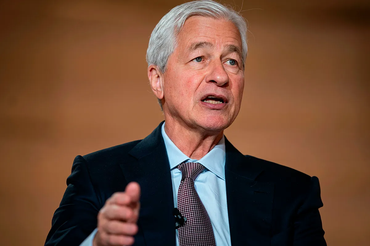 Milfs thighs we chatted a bit when she arrived and I found