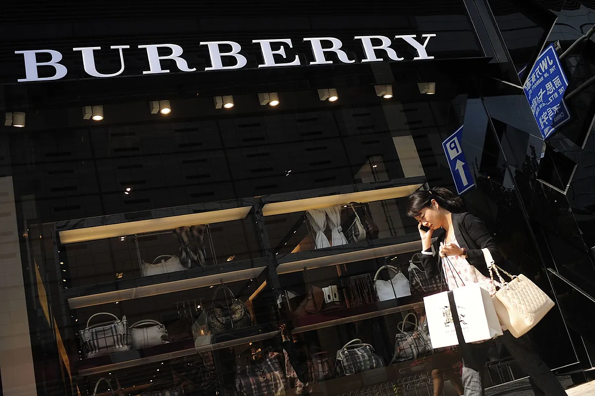 Burberry reducirá en casi un 20% su plantilla dentro de una campaña de ...