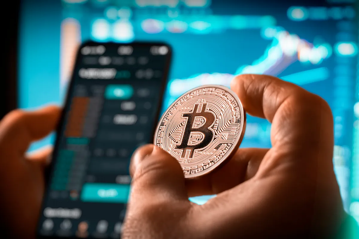 Los tres escenarios previstos en el bitcoin para el cierre del año ...